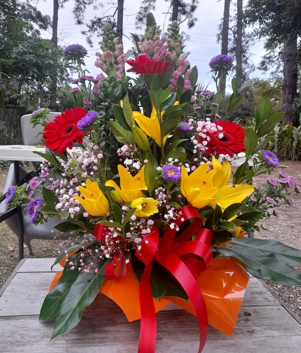 Bright colours box arrangement | FONG PING ORCHIDS NURSERY